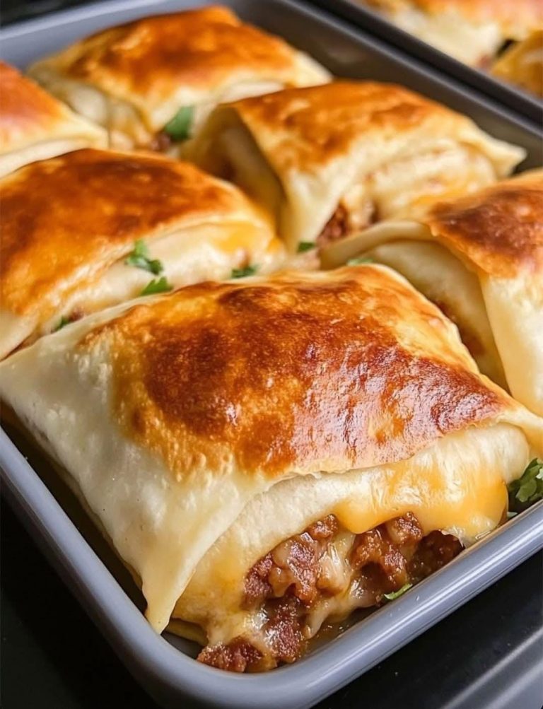 Cheesy Baked Beef And Tortilla Pockets – Tasty Recipes